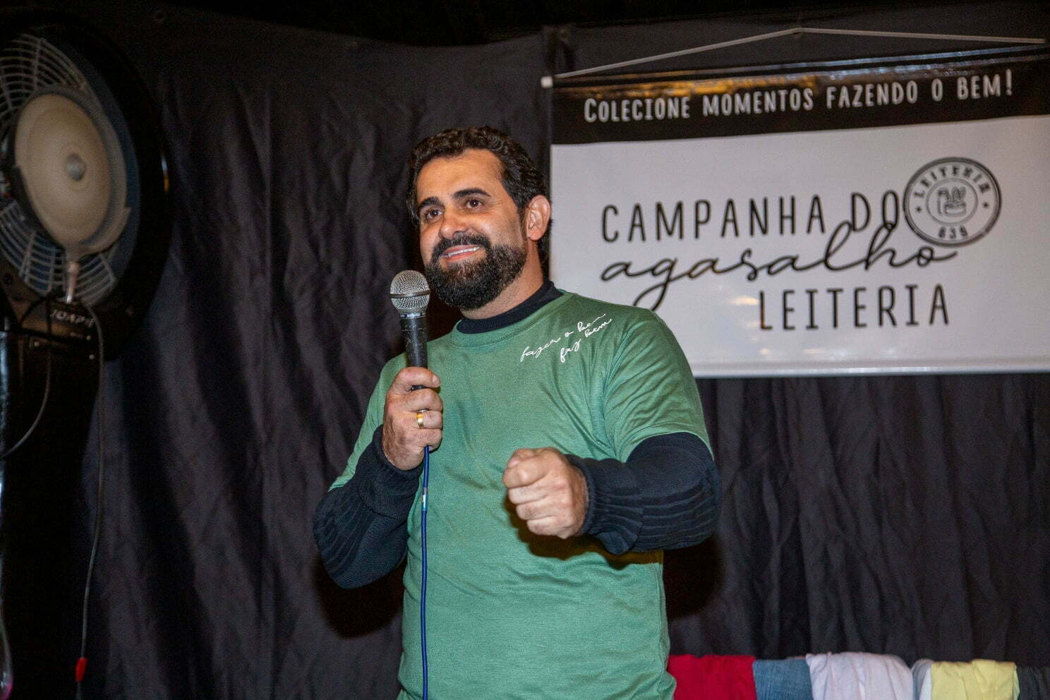 Tiago Leite é o idealizar da campanha do Agasalho Leiteria 639 crédito ...